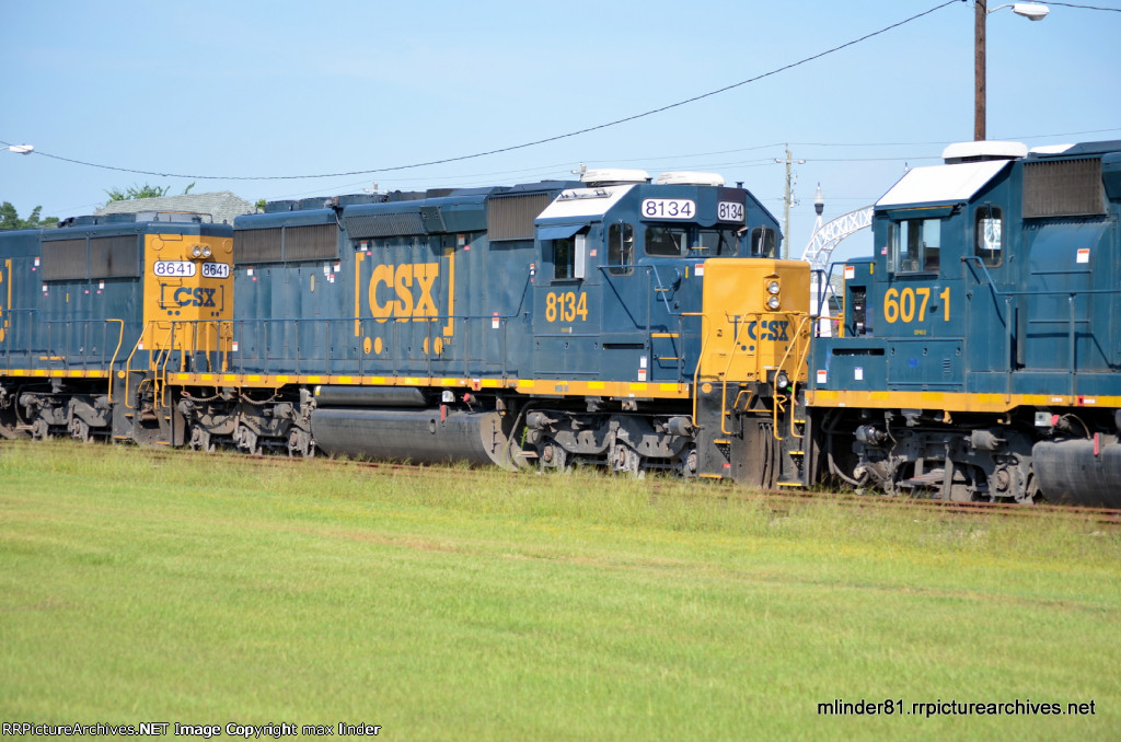 CSX 8134